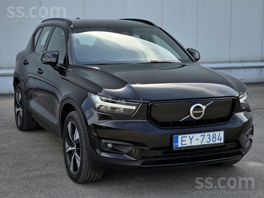 Melns Volvo XC40 2020 Jelgava, ar dzinēja tilpumu 2.00 L un nobraukumu 213 tūkst. km par 24900 €, foto 1 vietnē AUTOMOTO.COM.LV