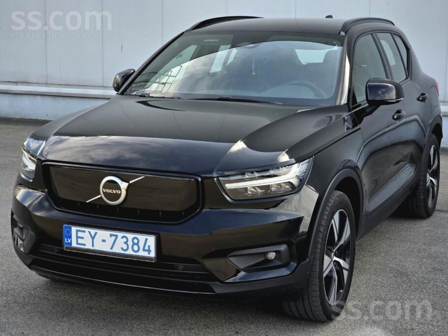 Melns Volvo XC40 2020 Jelgava, ar dzinēja tilpumu 2.00 L un nobraukumu 213 tūkst. km par 24900 €, foto 3 vietnē AUTOMOTO.COM.LV