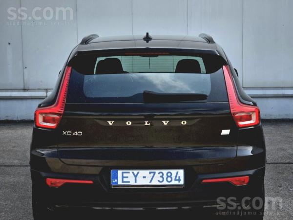 Melns Volvo XC40 2020 Jelgava, ar dzinēja tilpumu 2.00 L un nobraukumu 213 tūkst. km par 24900 €, foto 6 vietnē AUTOMOTO.COM.LV