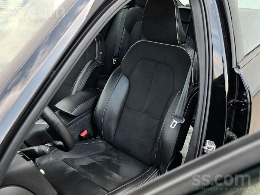 Melns Volvo XC40 2020 Jelgava, ar dzinēja tilpumu 2.00 L un nobraukumu 213 tūkst. km par 24900 €, foto 10 vietnē AUTOMOTO.COM.LV