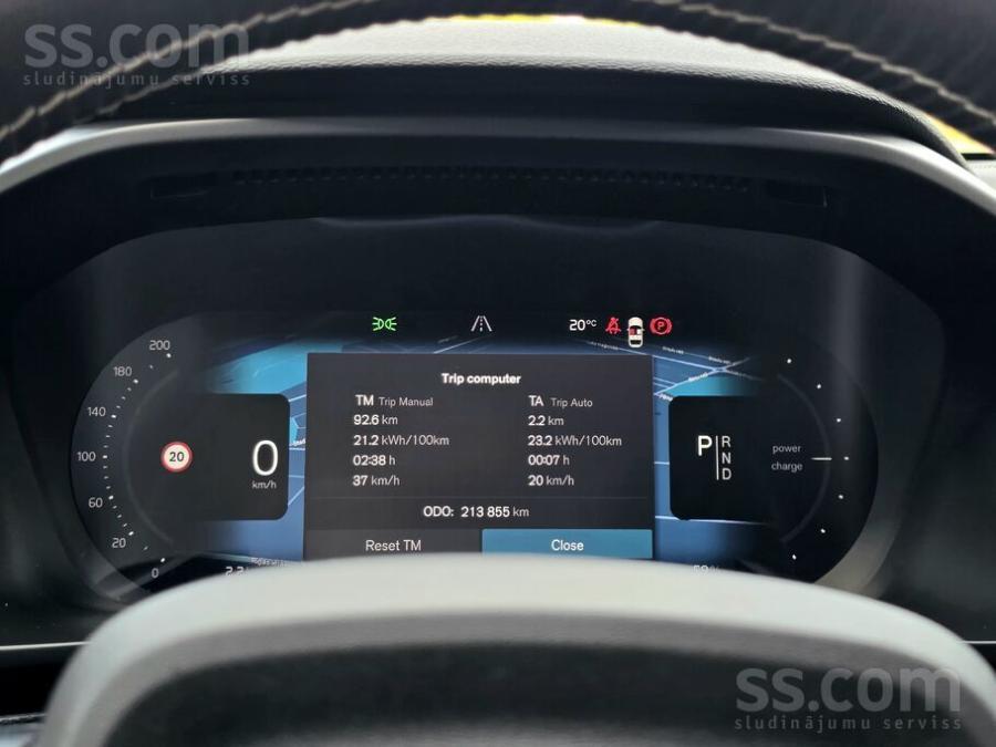 Melns Volvo XC40 2020 Jelgava, ar dzinēja tilpumu 2.00 L un nobraukumu 213 tūkst. km par 24900 €, foto 19 vietnē AUTOMOTO.COM.LV