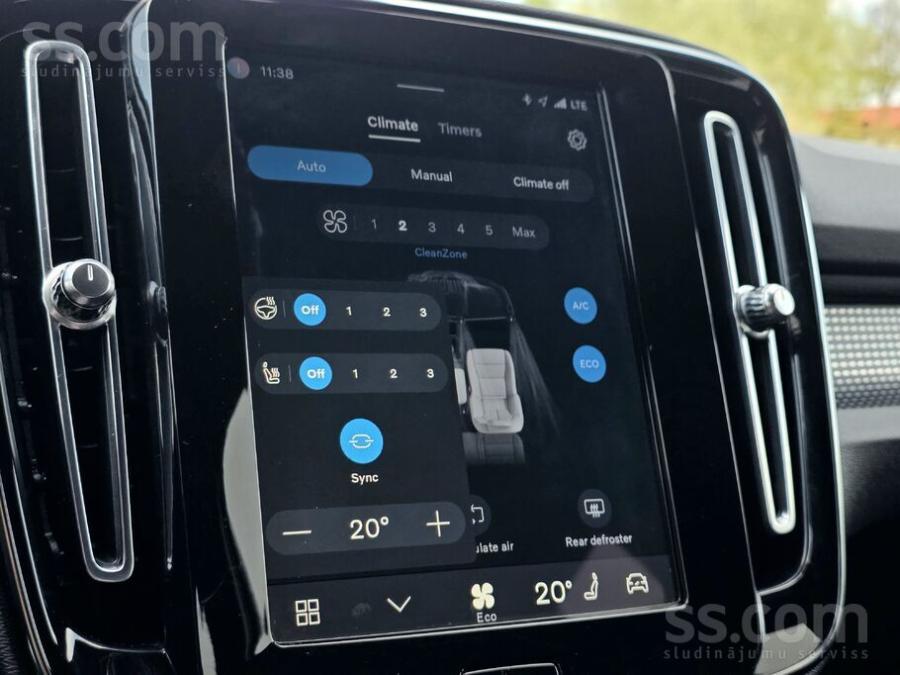Melns Volvo XC40 2020 Jelgava, ar dzinēja tilpumu 2.00 L un nobraukumu 213 tūkst. km par 24900 €, foto 23 vietnē AUTOMOTO.COM.LV