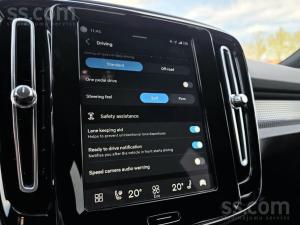 Melns Volvo XC40 2020 Jelgava, ar dzinēja tilpumu 2.00 L un nobraukumu 213 tūkst. km par 24900 €, foto 27 vietnē AUTOMOTO.COM.LV