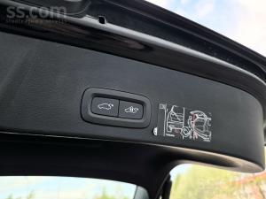 Melns Volvo XC40 2020 Jelgava, ar dzinēja tilpumu 2.00 L un nobraukumu 213 tūkst. km par 24900 €, foto 33 vietnē AUTOMOTO.COM.LV