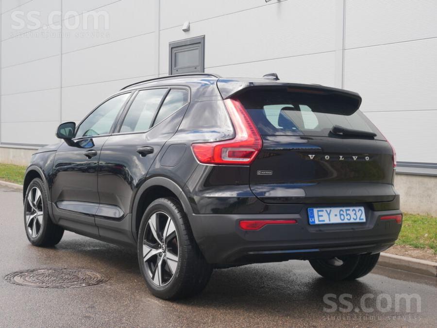 Melns Volvo XC40 2020 Rīga, ar dzinēja tilpumu 0.00 L un nobraukumu 168 tūkst. km par 23500 €, foto 5 vietnē AUTOMOTO.COM.LV