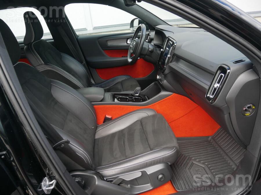 Melns Volvo XC40 2020 Rīga, ar dzinēja tilpumu 0.00 L un nobraukumu 168 tūkst. km par 23500 €, foto 14 vietnē AUTOMOTO.COM.LV