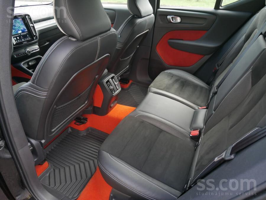 Melns Volvo XC40 2020 Rīga, ar dzinēja tilpumu 0.00 L un nobraukumu 168 tūkst. km par 23500 €, foto 20 vietnē AUTOMOTO.COM.LV