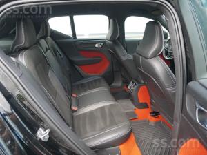 Melns Volvo XC40 2020 Rīga, ar dzinēja tilpumu 0.00 L un nobraukumu 168 tūkst. km par 23500 €, foto 21 vietnē AUTOMOTO.COM.LV