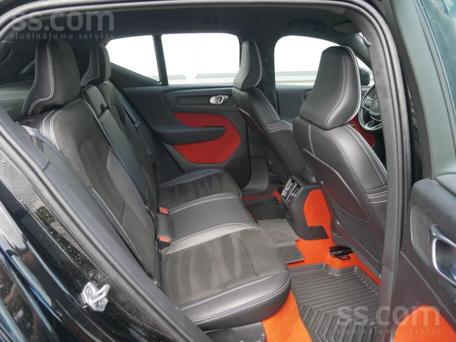 Melns Volvo XC40 2020 Rīga, ar dzinēja tilpumu 0.00 L un nobraukumu 168 tūkst. km par 23500 €, foto 21 vietnē AUTOMOTO.COM.LV