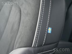 Melns Volvo XC40 2020 Rīga, ar dzinēja tilpumu 0.00 L un nobraukumu 168 tūkst. km par 23500 €, foto 26 vietnē AUTOMOTO.COM.LV