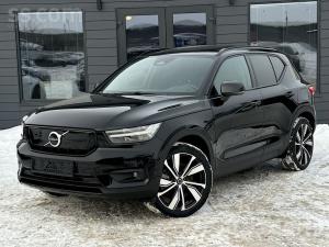 Black Volvo XC40 2020 in Jelgava, with an engine capacity of 2.00 L and mileage of 160 thousand km for 18900 €, photo 4 on AUTOMOTO.COM.LV