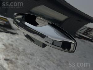 Black Volvo XC40 2020 in Jelgava, with an engine capacity of 2.00 L and mileage of 160 thousand km for 18900 €, photo 24 on AUTOMOTO.COM.LV