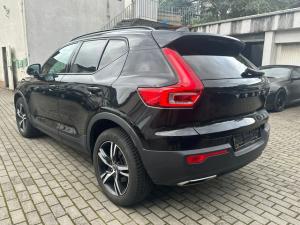 Черный Вольво XC40 2020 в Рига, объемом двигателя 2.00 л и пробегом 203 тыс. км за 21500 €, фото 6 на AUTOMOTO.COM.LV