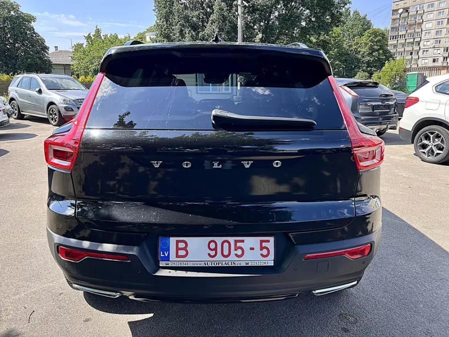 Melns Volvo XC40 2020 Rīga, ar dzinēja tilpumu 2.00 L un nobraukumu 203 tūkst. km par 21550 €, foto 6 vietnē AUTOMOTO.COM.LV