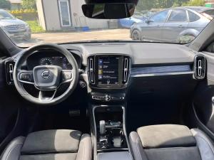 Melns Volvo XC40 2020 Rīga, ar dzinēja tilpumu 2.00 L un nobraukumu 203 tūkst. km par 21550 €, foto 14 vietnē AUTOMOTO.COM.LV