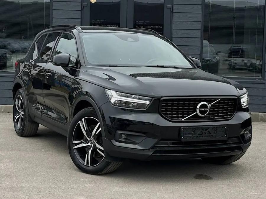 Черный Вольво XC40 2020 в Елгава, объемом двигателя 1.50 л и пробегом 170 тыс. км за 19500 €, фото 1 на AUTOMOTO.COM.LV