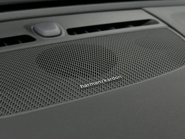 Melns Volvo XC40 2020 Jelgava, ar dzinēja tilpumu 1.50 L un nobraukumu 170 tūkst. km par 19500 €, foto 10 vietnē AUTOMOTO.COM.LV