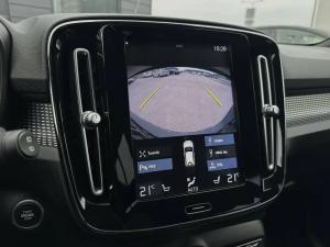 Черный Вольво XC40 2020 в Елгава, объемом двигателя 1.50 л и пробегом 170 тыс. км за 19500 €, фото 12 на AUTOMOTO.COM.LV