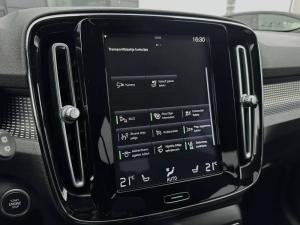 Черный Вольво XC40 2020 в Елгава, объемом двигателя 1.50 л и пробегом 170 тыс. км за 19500 €, фото 14 на AUTOMOTO.COM.LV