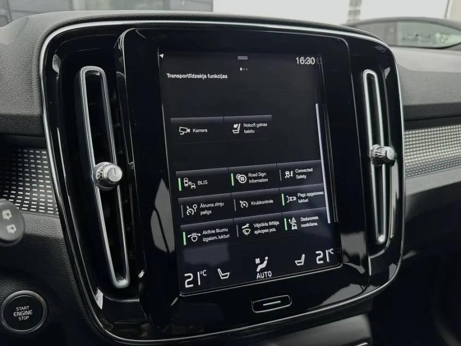 Черный Вольво XC40 2020 в Елгава, объемом двигателя 1.50 л и пробегом 170 тыс. км за 19500 €, фото 14 на AUTOMOTO.COM.LV