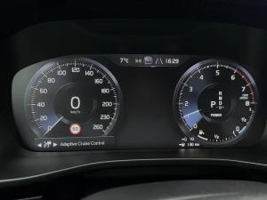 Черный Вольво XC40 2020 в Елгава, объемом двигателя 1.50 л и пробегом 170 тыс. км за 19500 €, фото 23 на AUTOMOTO.COM.LV