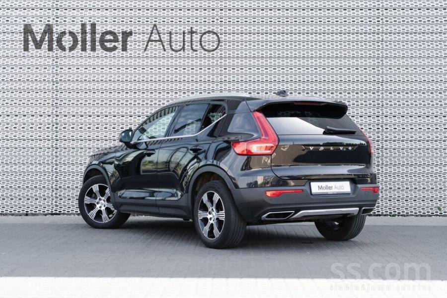 Melns Volvo XC40 2020 Rīga, ar dzinēja tilpumu 2.00 L un nobraukumu 135 tūkst. km par 24100 €, foto 4 vietnē AUTOMOTO.COM.LV