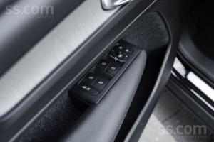 Melns Volvo XC40 2020 Rīga, ar dzinēja tilpumu 2.00 L un nobraukumu 135 tūkst. km par 24100 €, foto 8 vietnē AUTOMOTO.COM.LV