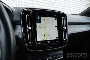 Melns Volvo XC40 2020 Rīga, ar dzinēja tilpumu 2.00 L un nobraukumu 135 tūkst. km par 24100 €, foto 17 vietnē AUTOMOTO.COM.LV