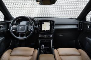 Черный Вольво XC40 2020 в Марупе, объемом двигателя 2.00 л и пробегом 0 тыс. км за 24100 €, фото 7 на AUTOMOTO.COM.LV