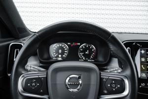 Черный Вольво XC40 2020 в Марупе, объемом двигателя 2.00 л и пробегом 0 тыс. км за 24100 €, фото 12 на AUTOMOTO.COM.LV
