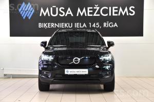 Melns Volvo XC40 2020 Rīga, ar dzinēja tilpumu 0.00 L un nobraukumu 95 tūkst. km par 28990 €, foto 3 vietnē AUTOMOTO.COM.LV