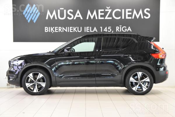 Черный Вольво XC40 2020 в Рига, объемом двигателя 0.00 л и пробегом 95 тыс. км за 28990 €, фото 5 на AUTOMOTO.COM.LV