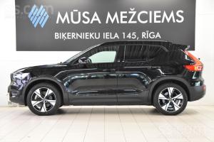 Melns Volvo XC40 2020 Rīga, ar dzinēja tilpumu 0.00 L un nobraukumu 95 tūkst. km par 28990 €, foto 6 vietnē AUTOMOTO.COM.LV