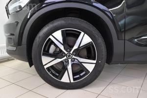 Melns Volvo XC40 2020 Rīga, ar dzinēja tilpumu 0.00 L un nobraukumu 95 tūkst. km par 28990 €, foto 12 vietnē AUTOMOTO.COM.LV