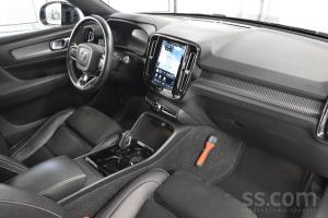Melns Volvo XC40 2020 Rīga, ar dzinēja tilpumu 0.00 L un nobraukumu 95 tūkst. km par 28990 €, foto 16 vietnē AUTOMOTO.COM.LV