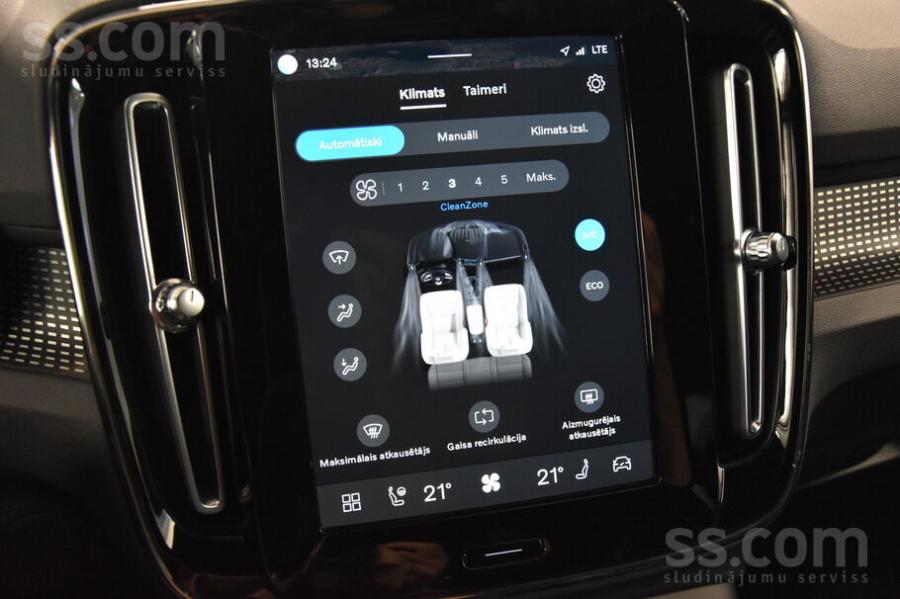 Melns Volvo XC40 2020 Rīga, ar dzinēja tilpumu 0.00 L un nobraukumu 95 tūkst. km par 28990 €, foto 25 vietnē AUTOMOTO.COM.LV