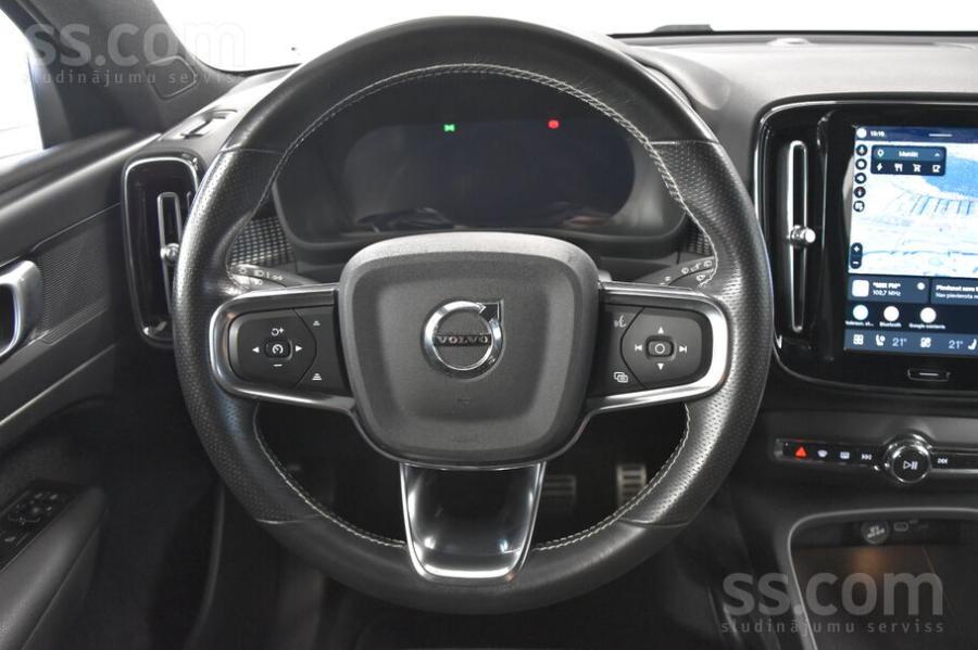 Melns Volvo XC40 2020 Rīga, ar dzinēja tilpumu 0.00 L un nobraukumu 95 tūkst. km par 28990 €, foto 27 vietnē AUTOMOTO.COM.LV