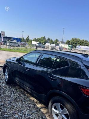 Черный Вольво XC40 2020 в Каунас, объемом двигателя 1.48 л и пробегом 97 тыс. км за 16700 €, фото 8 на AUTOMOTO.COM.LV