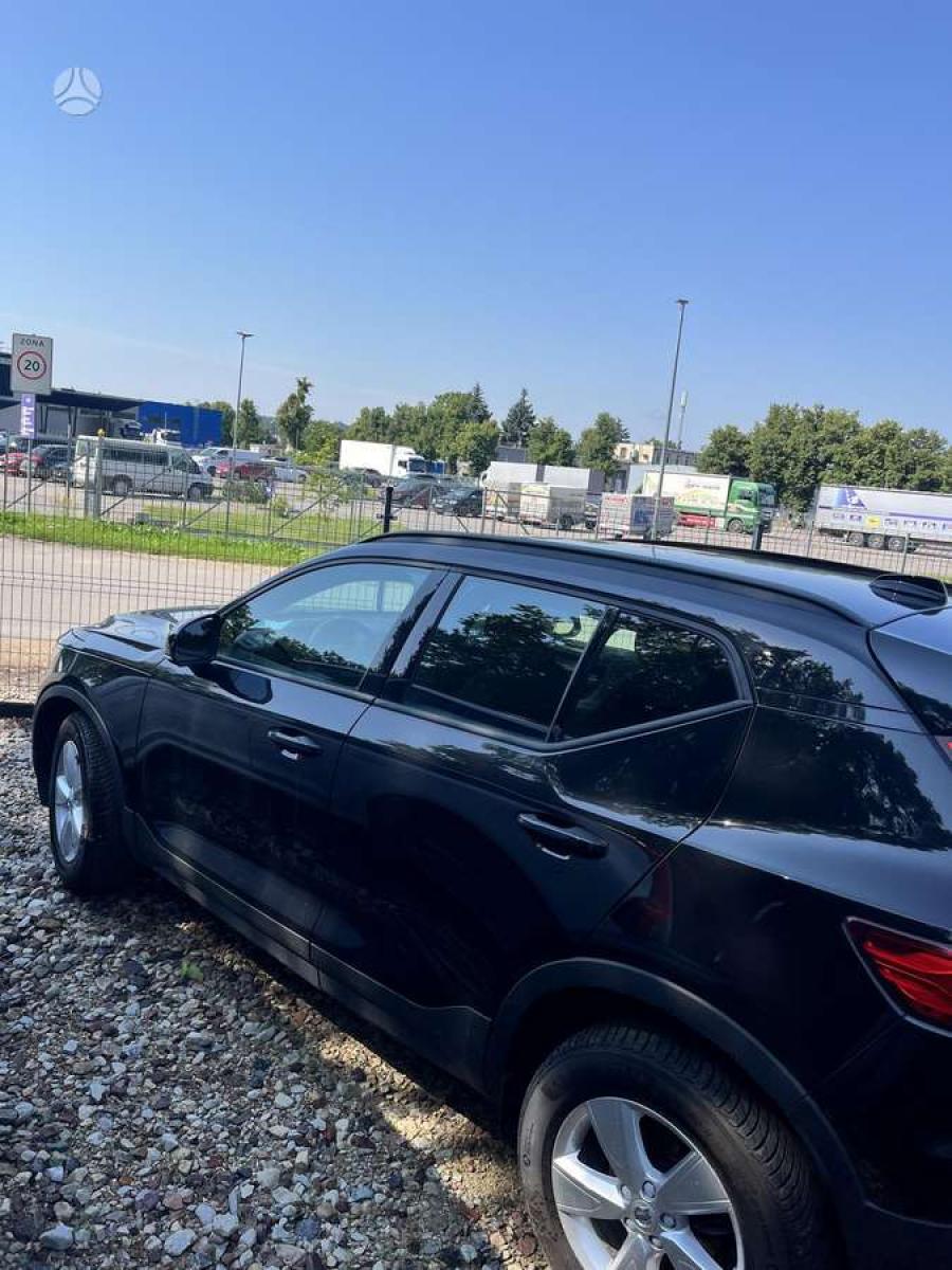 Черный Вольво XC40 2020 в Каунас, объемом двигателя 1.48 л и пробегом 97 тыс. км за 16700 €, фото 8 на AUTOMOTO.COM.LV