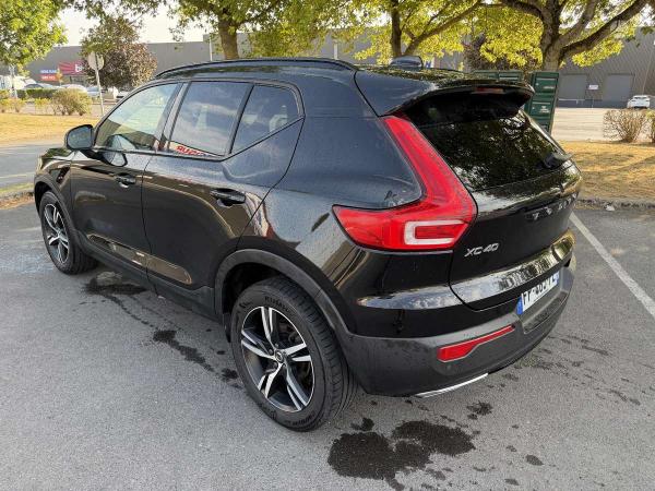 Черный Вольво XC40 2020 в Таураге, объемом двигателя 2.00 л и пробегом 240 тыс. км за 16900 €, фото 7 на AUTOMOTO.COM.LV