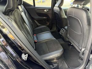 Black Volvo XC40 2020 in Taurage, with an engine capacity of 2.00 L and mileage of 240 thousand km for 16900 €, photo 12 on AUTOMOTO.COM.LV