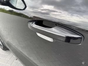 Black Volvo XC40 2020 in Telschi, with an engine capacity of 1.97 L and mileage of 172 thousand km for 18200 €, photo 16 on AUTOMOTO.COM.LV