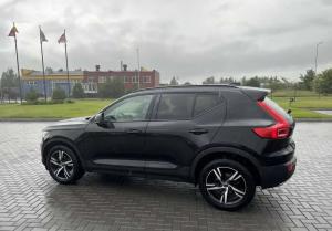 Черный Вольво XC40 2020 в Тельшяй, объемом двигателя 2.00 л и пробегом 172 тыс. км за 18190 €, фото 7 на AUTOMOTO.COM.LV