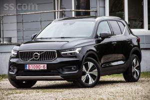 Black Volvo XC40 2020 in Tukums, with an engine capacity of 1.50 L and mileage of 196 thousand km for 18900 €, photo  on AUTOMOTO.COM.LV