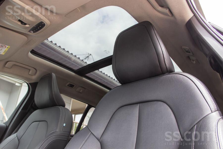 Melns Volvo XC40 2020 Tukums, ar dzinēja tilpumu 1.50 L un nobraukumu 196 tūkst. km par 18900 €, foto 12 vietnē AUTOMOTO.COM.LV