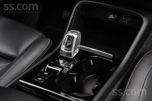Melns Volvo XC40 2020 Tukums, ar dzinēja tilpumu 1.50 L un nobraukumu 196 tūkst. km par 18900 €, foto 16 vietnē AUTOMOTO.COM.LV