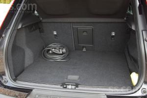 Melns Volvo XC40 2020 Tukums, ar dzinēja tilpumu 1.50 L un nobraukumu 196 tūkst. km par 18900 €, foto 29 vietnē AUTOMOTO.COM.LV