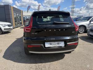 Melns Volvo XC40 2020 Panevēža, ar dzinēja tilpumu 1.97 L un nobraukumu 258 tūkst. km par 13000 €, foto 7 vietnē AUTOMOTO.COM.LV