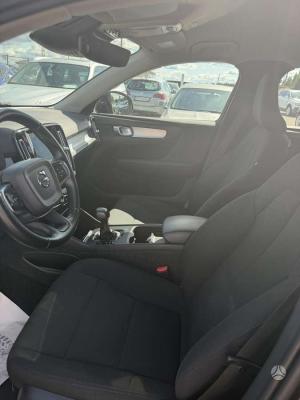 Melns Volvo XC40 2020 Panevēža, ar dzinēja tilpumu 1.97 L un nobraukumu 258 tūkst. km par 13000 €, foto 10 vietnē AUTOMOTO.COM.LV