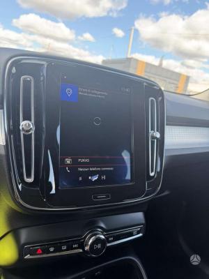Melns Volvo XC40 2020 Panevēža, ar dzinēja tilpumu 1.97 L un nobraukumu 258 tūkst. km par 13000 €, foto 20 vietnē AUTOMOTO.COM.LV